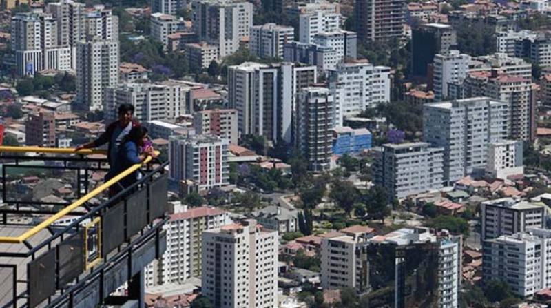 Cochabamba: Edificios de altura se apoderan de la ciudad y afectan espacios verdes - Agencia de ...